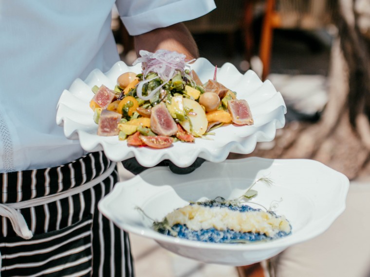 LIMONETO Restaurant & Beach